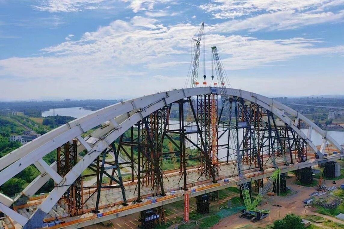 The main and auxiliary arches of Ganzhou Chuangye Bridge smoothly ...