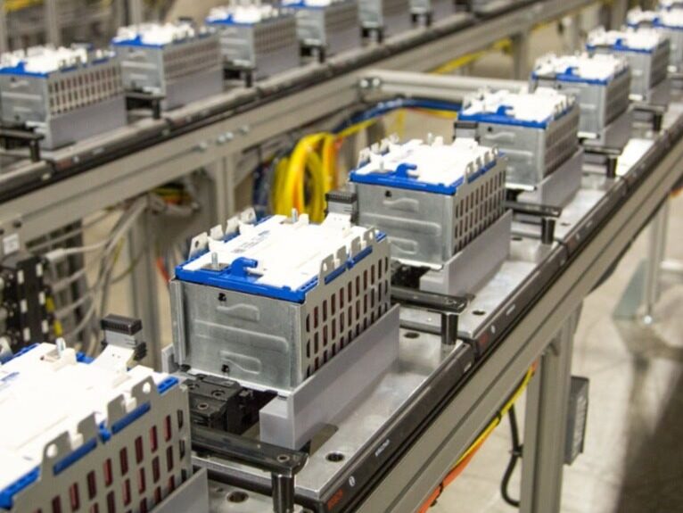 Indian company to invest £ 4 billion to build a battery factory in the ...