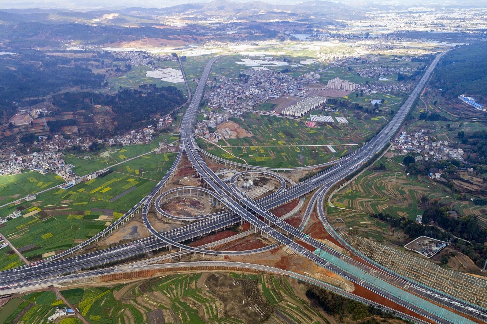 Announcement of Winning the Bid for Two Yunnan Expressway Projects--Seetao