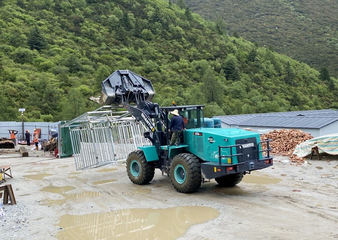 Zero emission and long life, customers favor SHANTUI pure electric ...