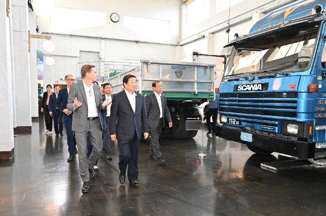 Tan Xuguang: We are here to learn from Scania!--Seetao