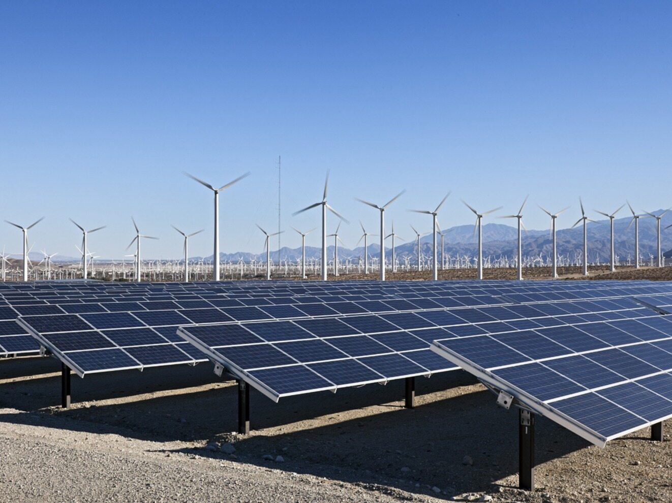 Ireland adheres to achieving the solar energy target of 8 gigawatts by ...