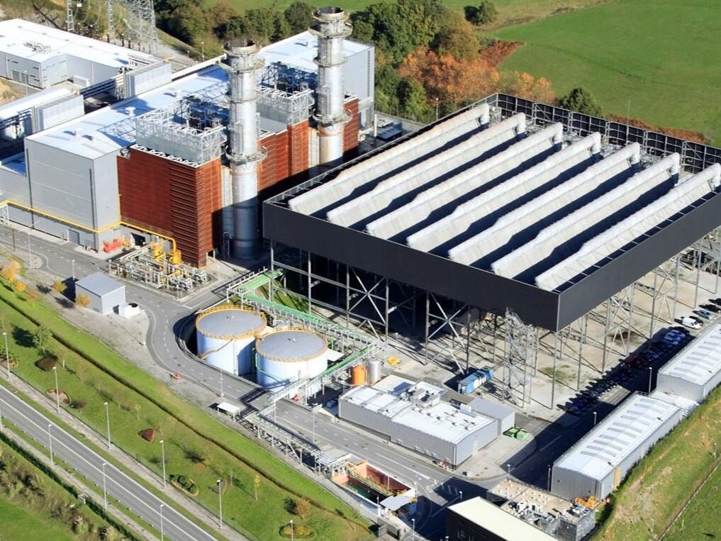 Construction of the first commercial green hydrogen factory in northern ...