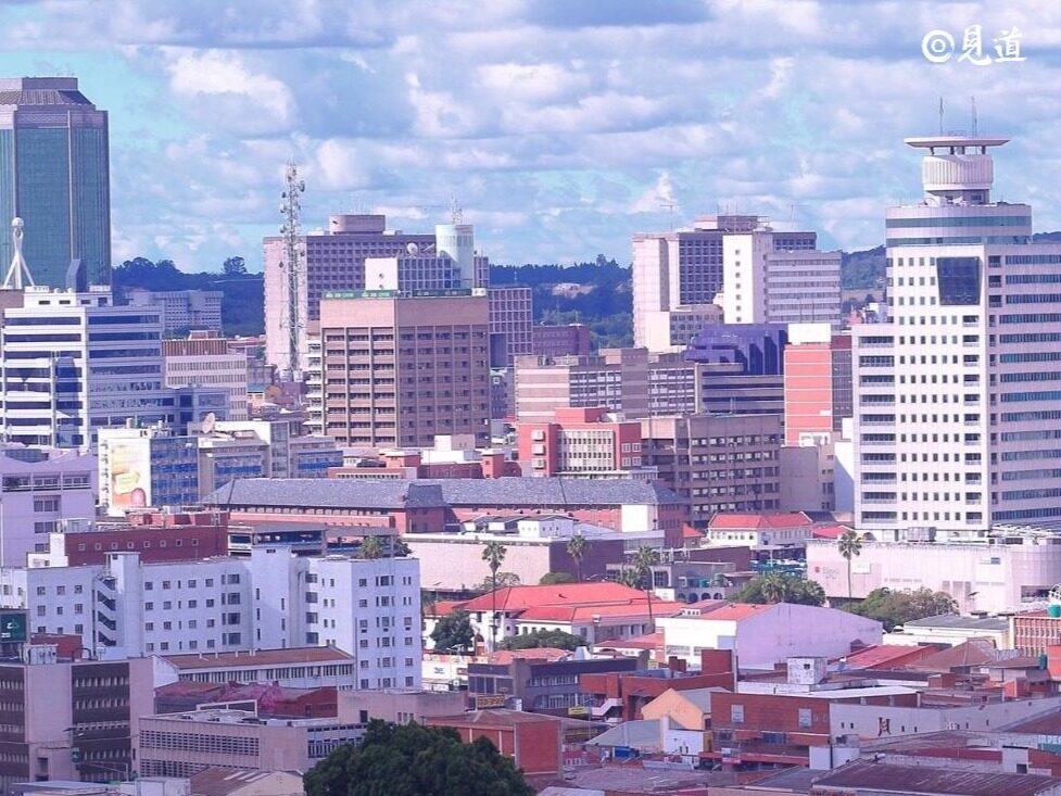 China aided Zimbabwe medical team held a rotation handover ceremony--Seetao