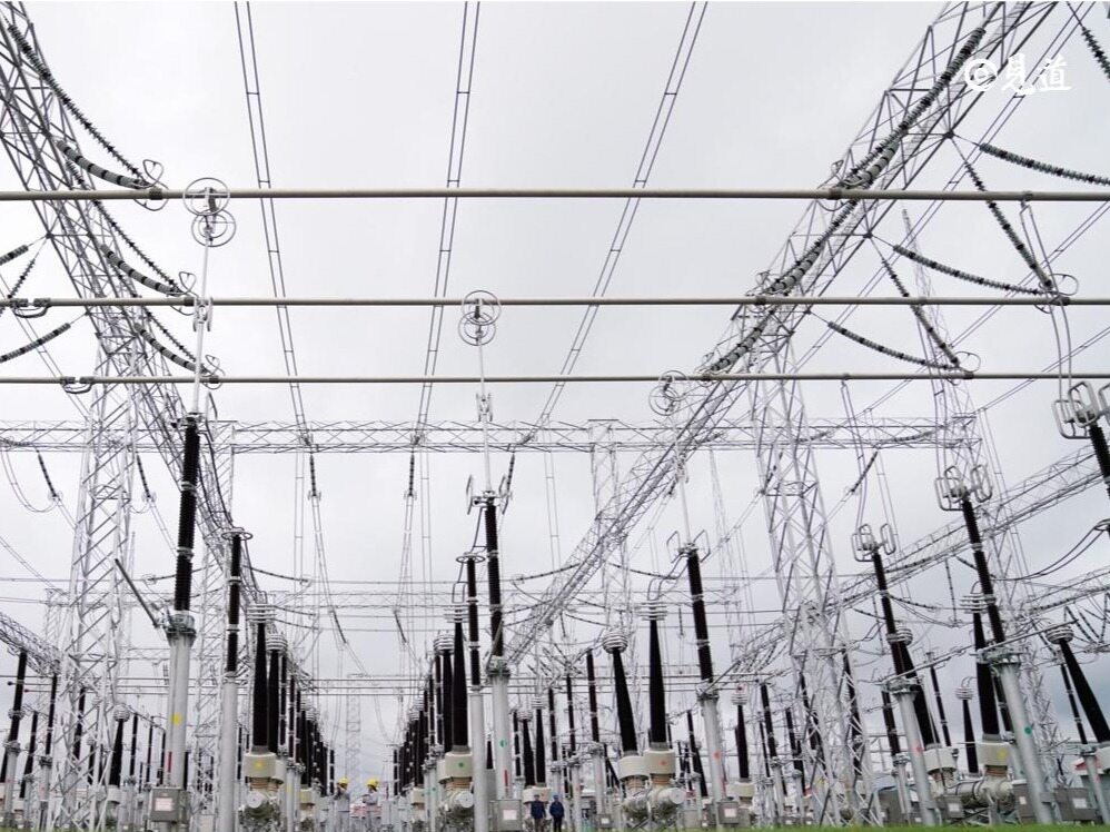 SGCC and Southern Power Grid Sign DC Transmission Strategy Agreement ...