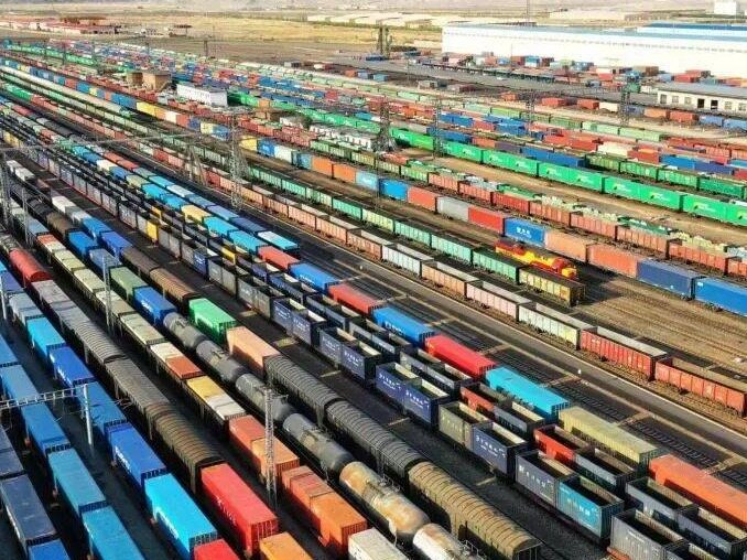 Alashankou quarter of China-Europe freight traffic increased--Seetao