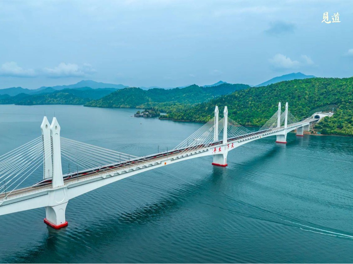 350 kilometers per hour! Chi-Huang high-speed rail debut!--Seetao