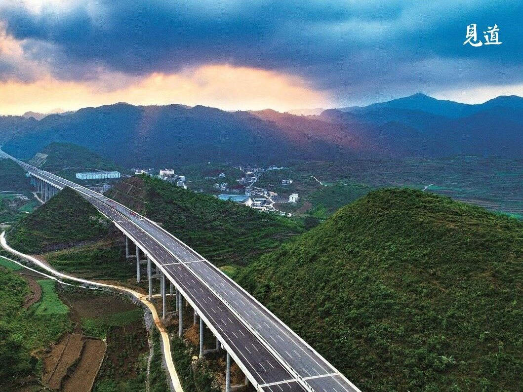 Section from Liuquan to Hekou, South Second Ring Road, Lanzhou, Gansu ...