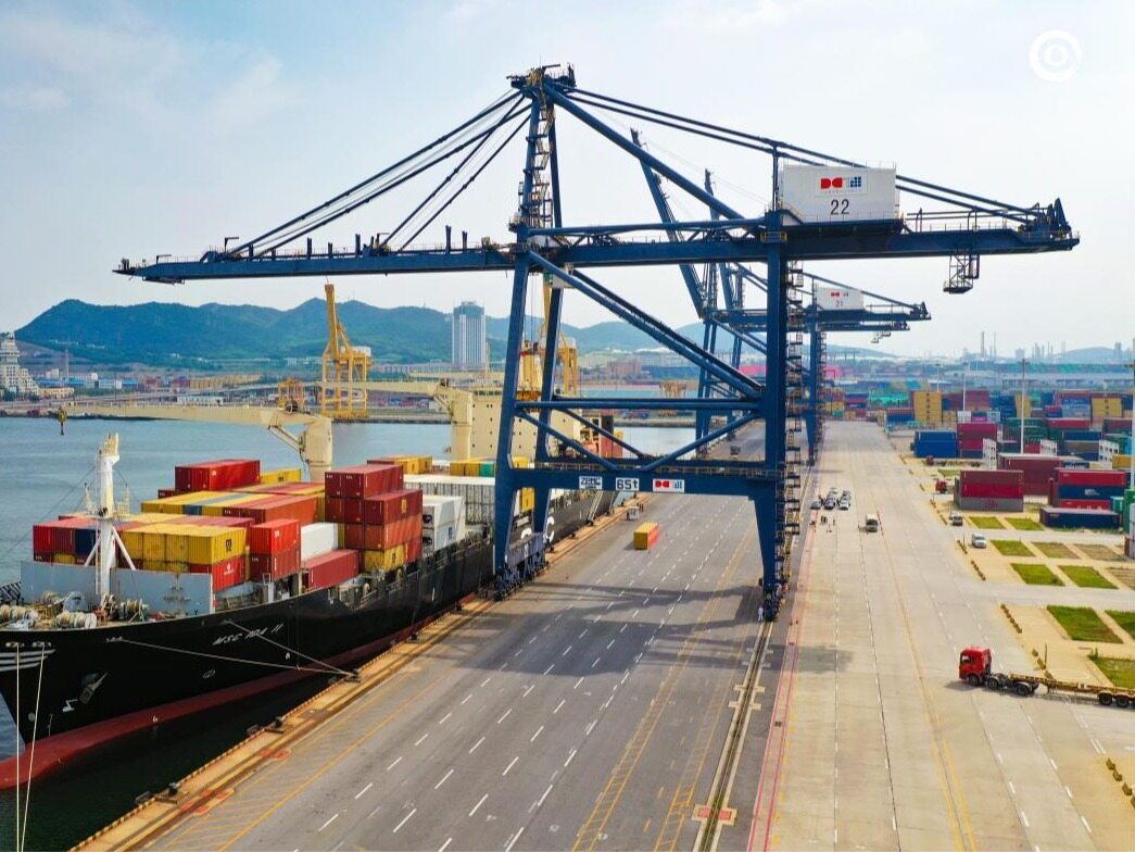 Dalian Port new business +1--Seetao