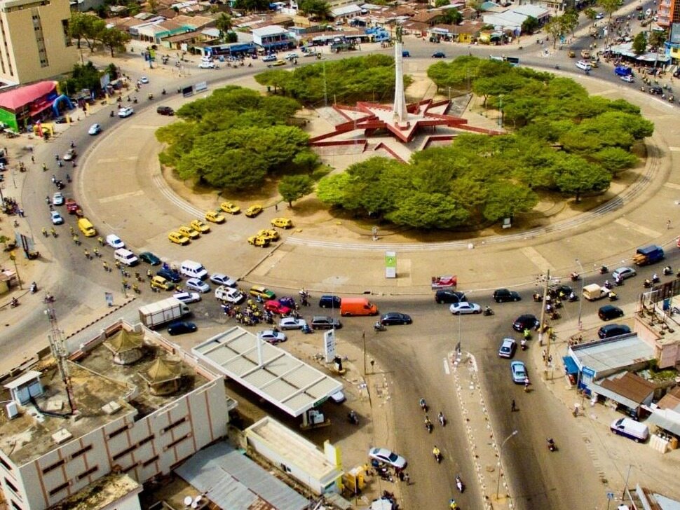 The municipal road project in the Republic of Benin has started--Seetao
