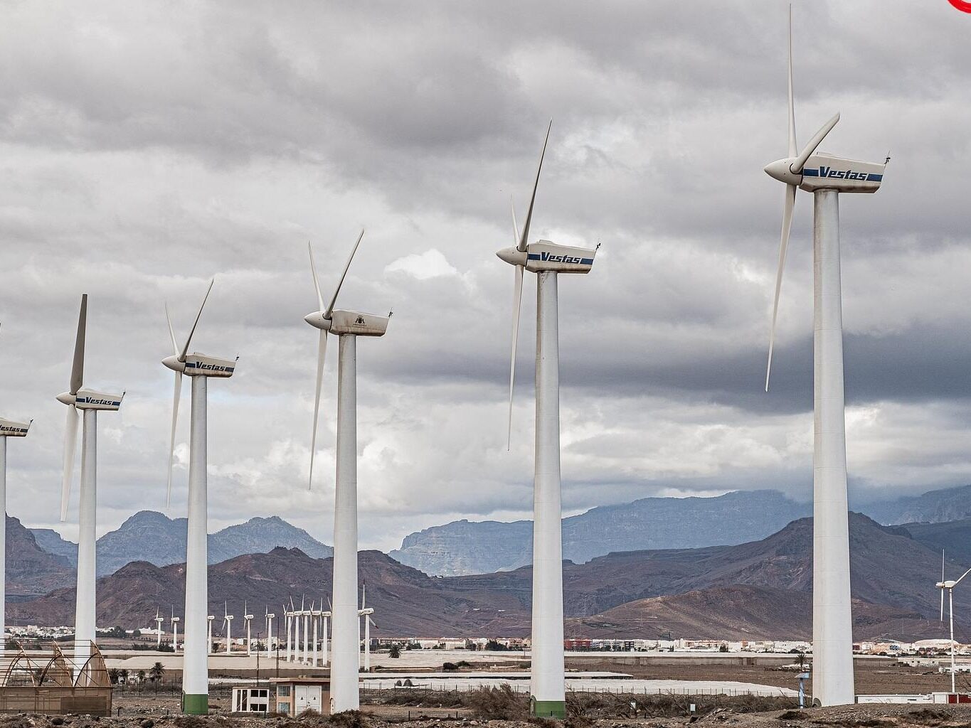 中东三国计划在2030年新增100GW新能源项目--见道网