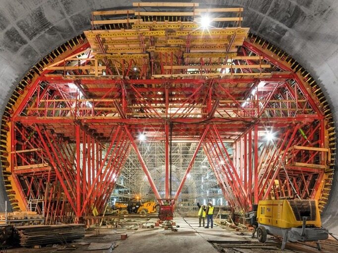 The tunnel of the Dali section of the Central Yunnan Water Diversion ...