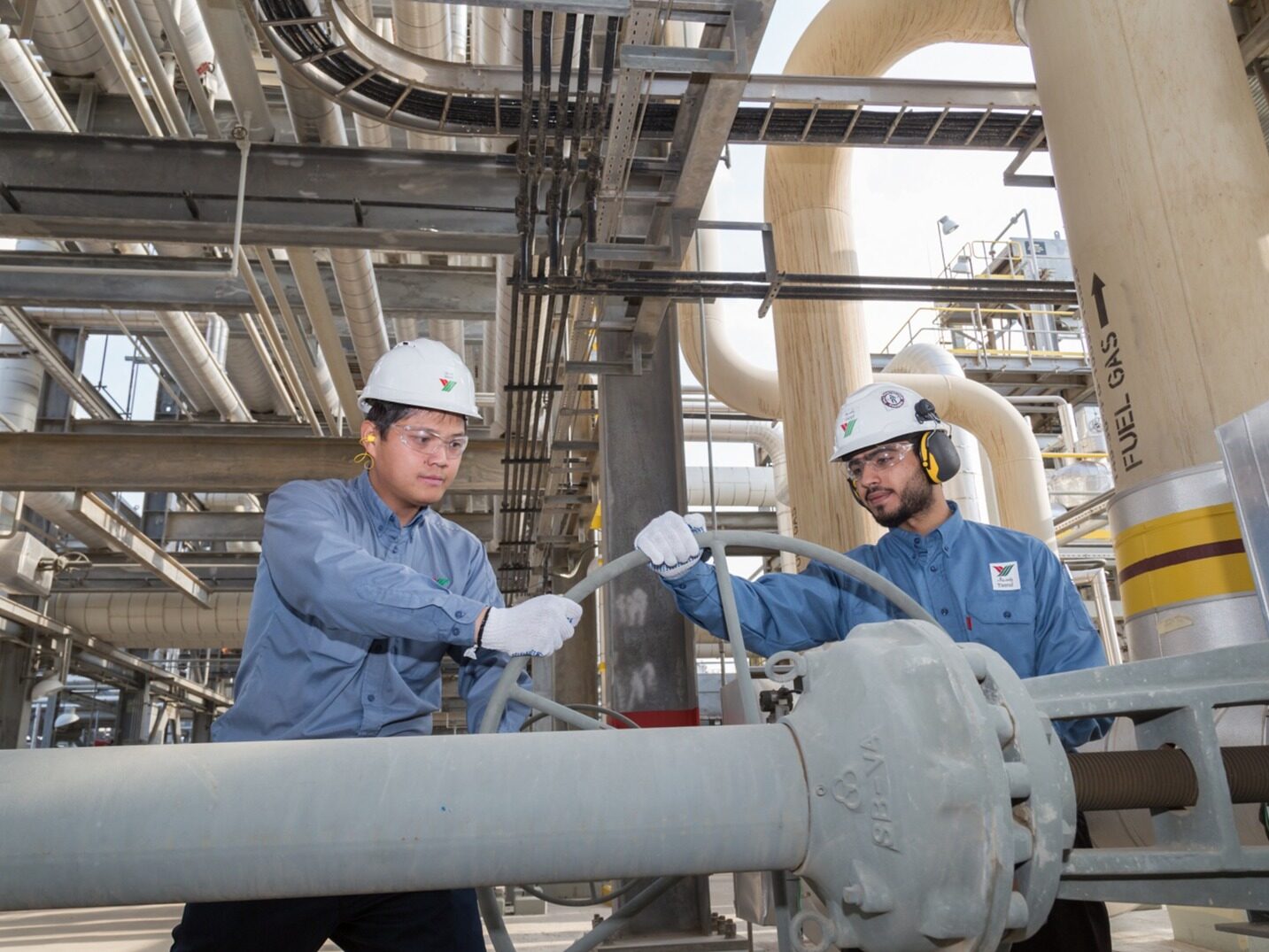 Sinopec signs contract for Saudi Aramco Yanbu refinery expansion ...