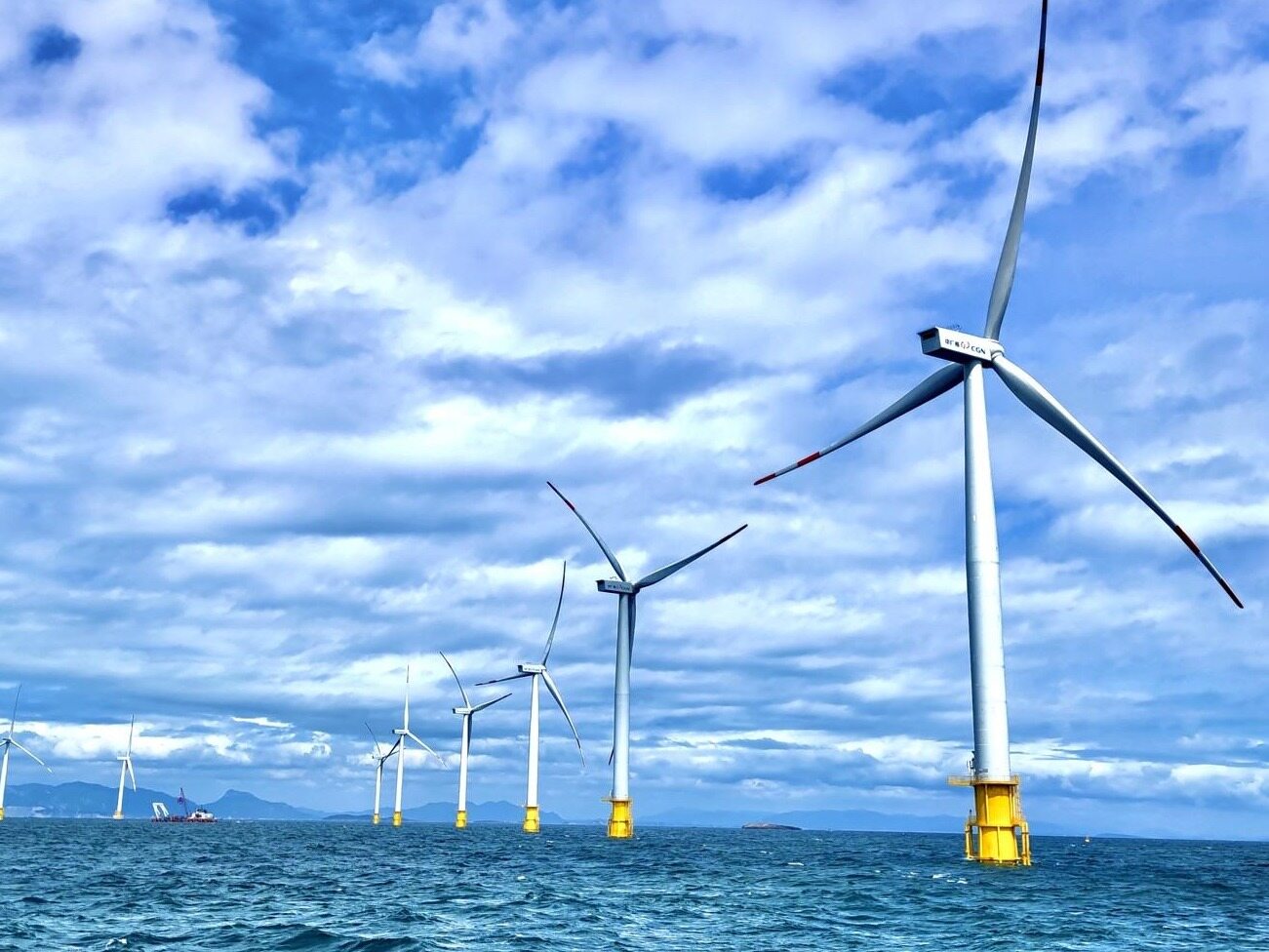 New Energy | Poland's Baltic Wind Farm's First Turbine Starts--Seetao