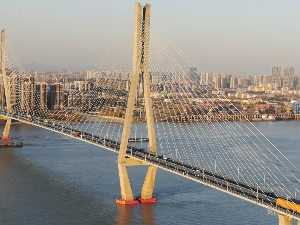 10.956 billion yuan! The bidding for the Anqing Yangtze River Bridge ...