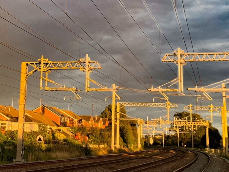 The largest railway electrification project in Europe is about to start ...